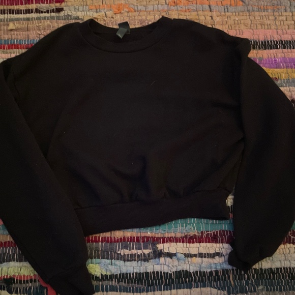 wild fable | Sweaters | Target Wild Fable Cropped Black Crewneck | Poshmark